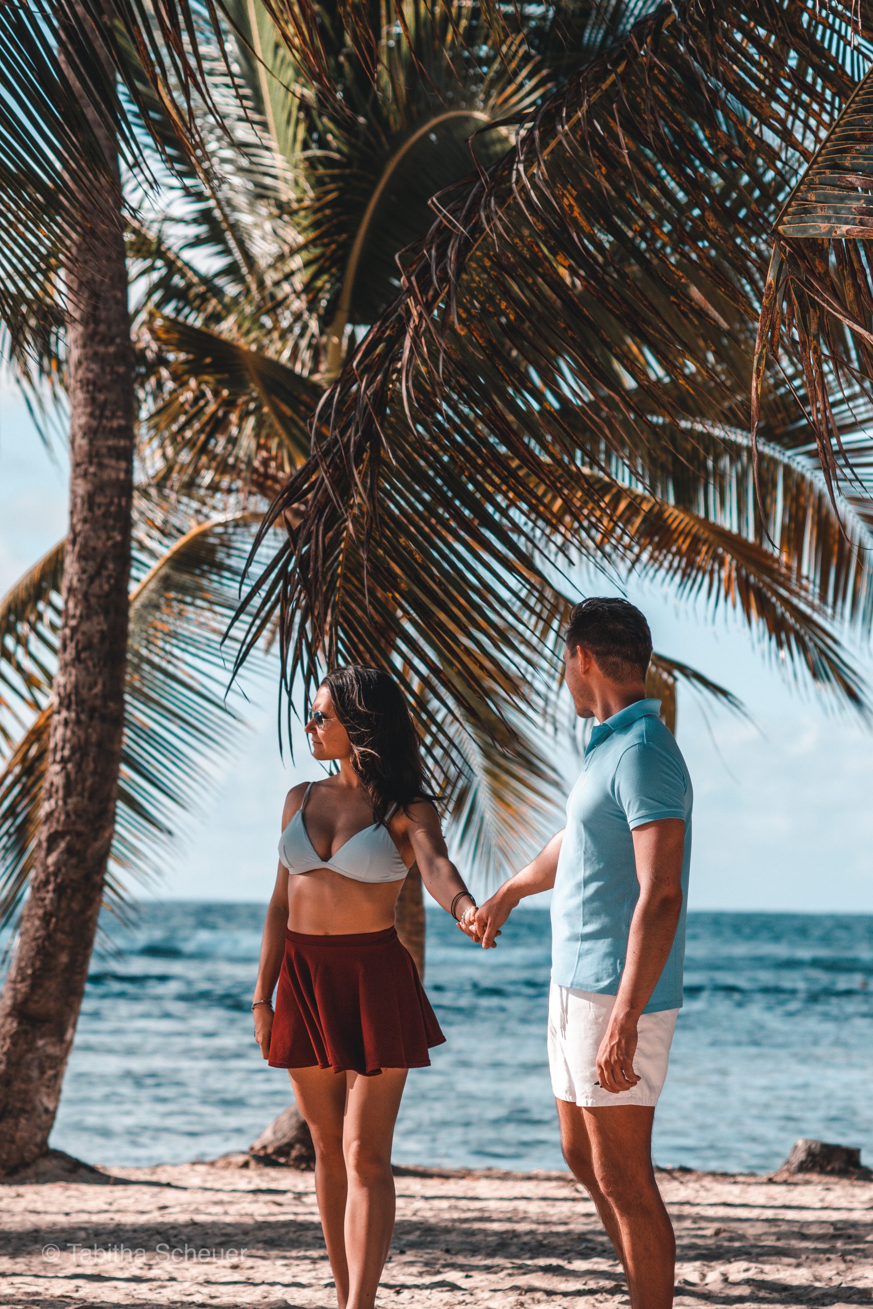 How To Take Amazing Couple Pictures On Your Own - tabithaschr